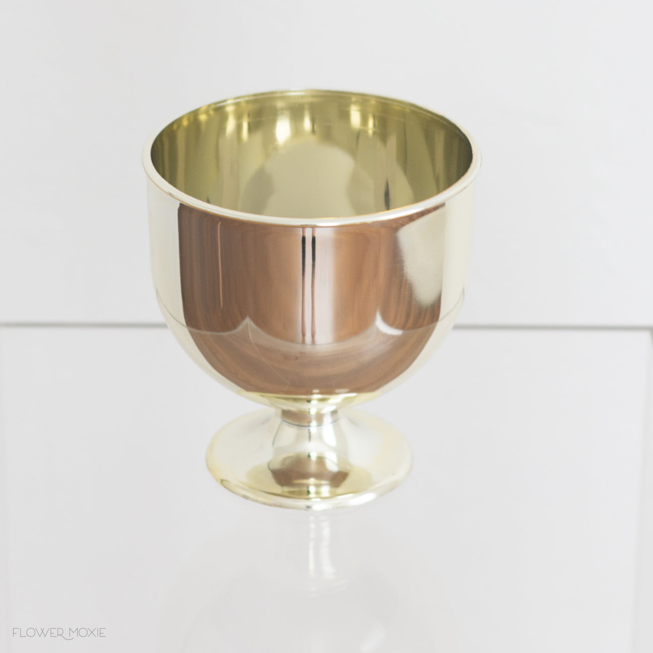 Classic Gold Plastic Footed Chalice | Flower Moxie | DIY Wedding ...